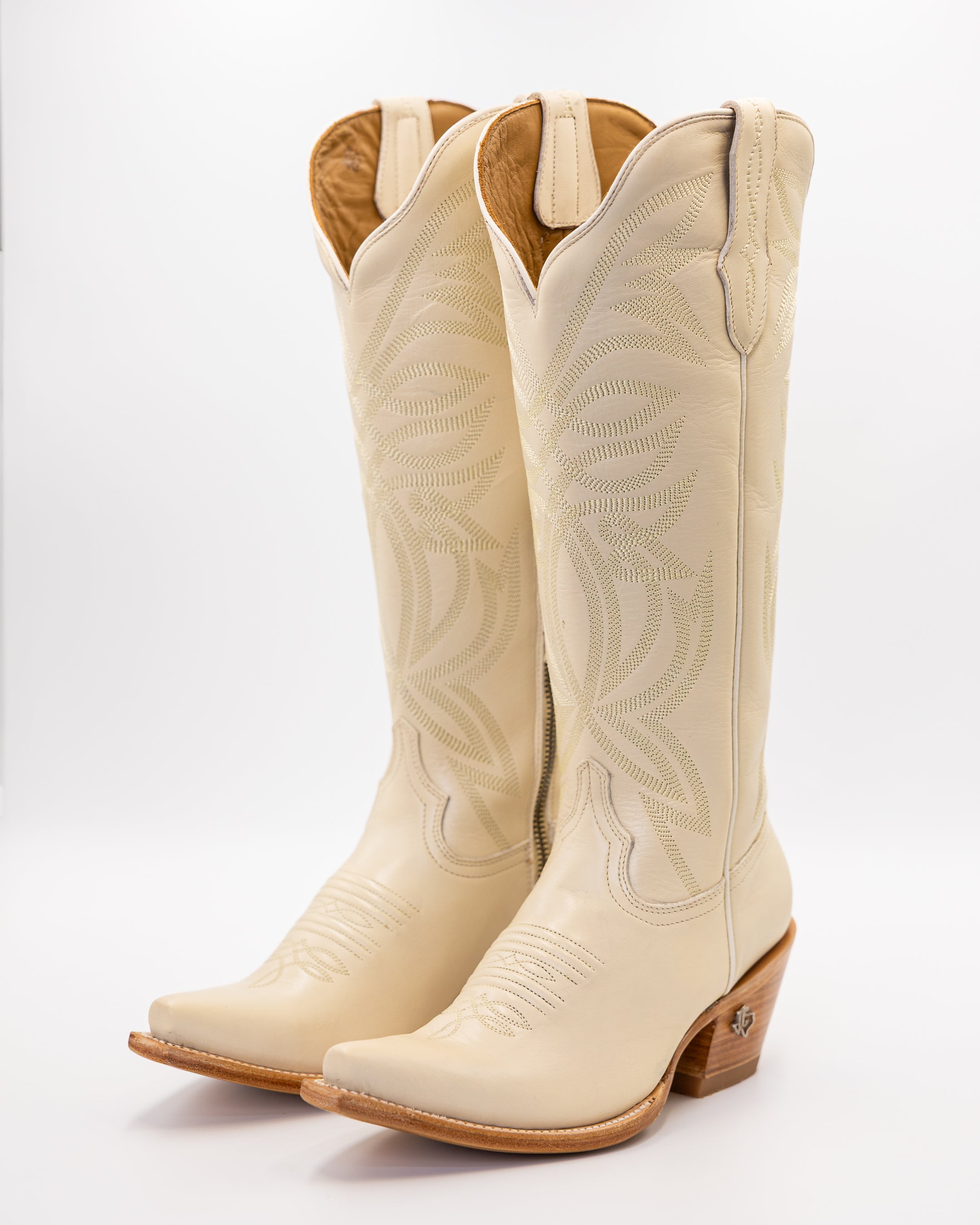 Allison Bone – Texas Country Boots